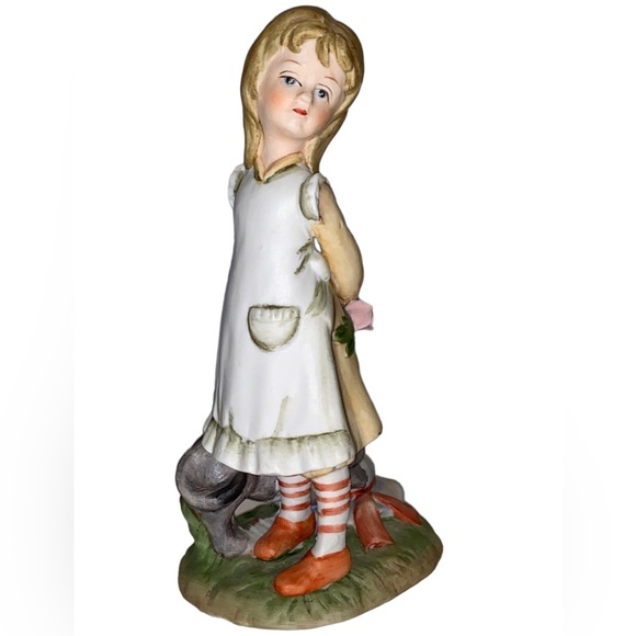 Lefton | Accents | Vintage Lefton Porcelain Figurine 235 Girl With ...